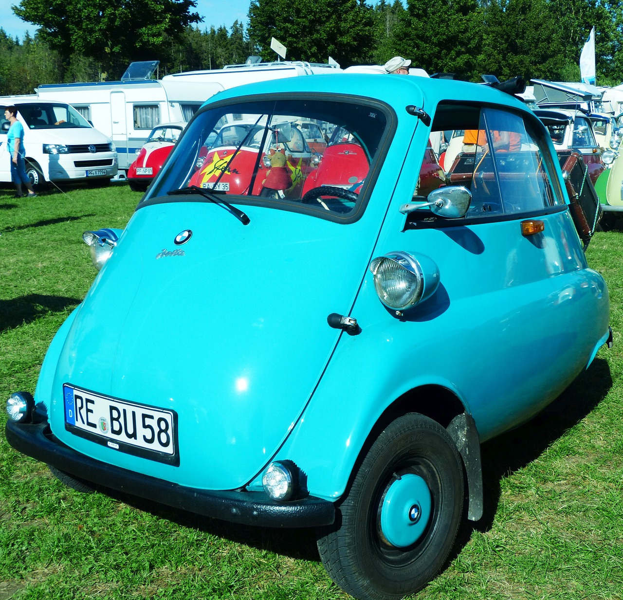 Behind The Weird Wheel: The Strangest Cars Ever Made - It's Peachy Keen