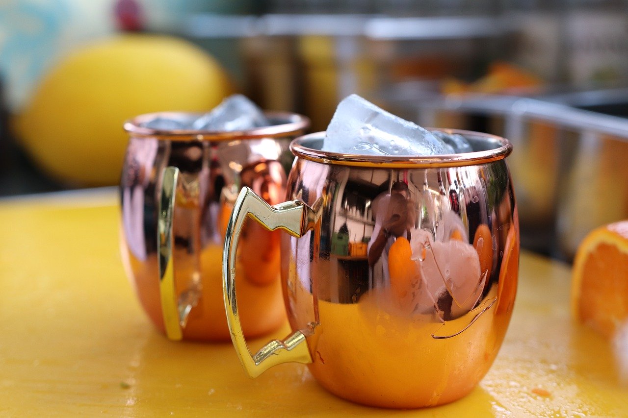 Cocktail Recipes 101: Gin & Tonic - It's Peachy Keen